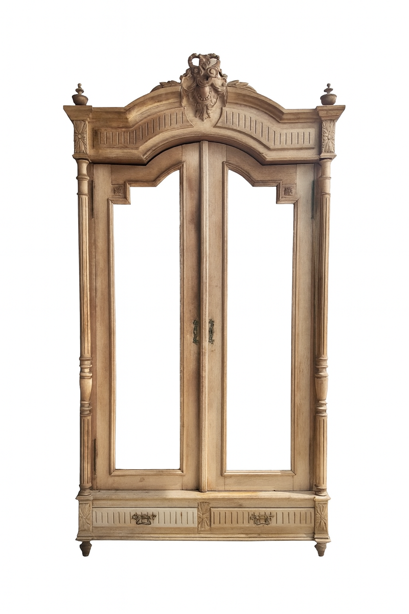 French armoire – Three Angels